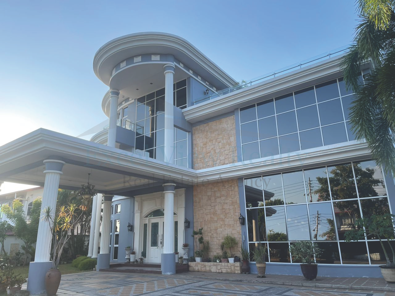 Foreign Properties | Excel View Realty